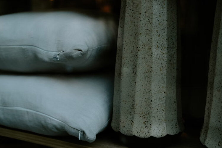 10 Creative Ways to Repurpose Old Pillowcases – DailyThings.me